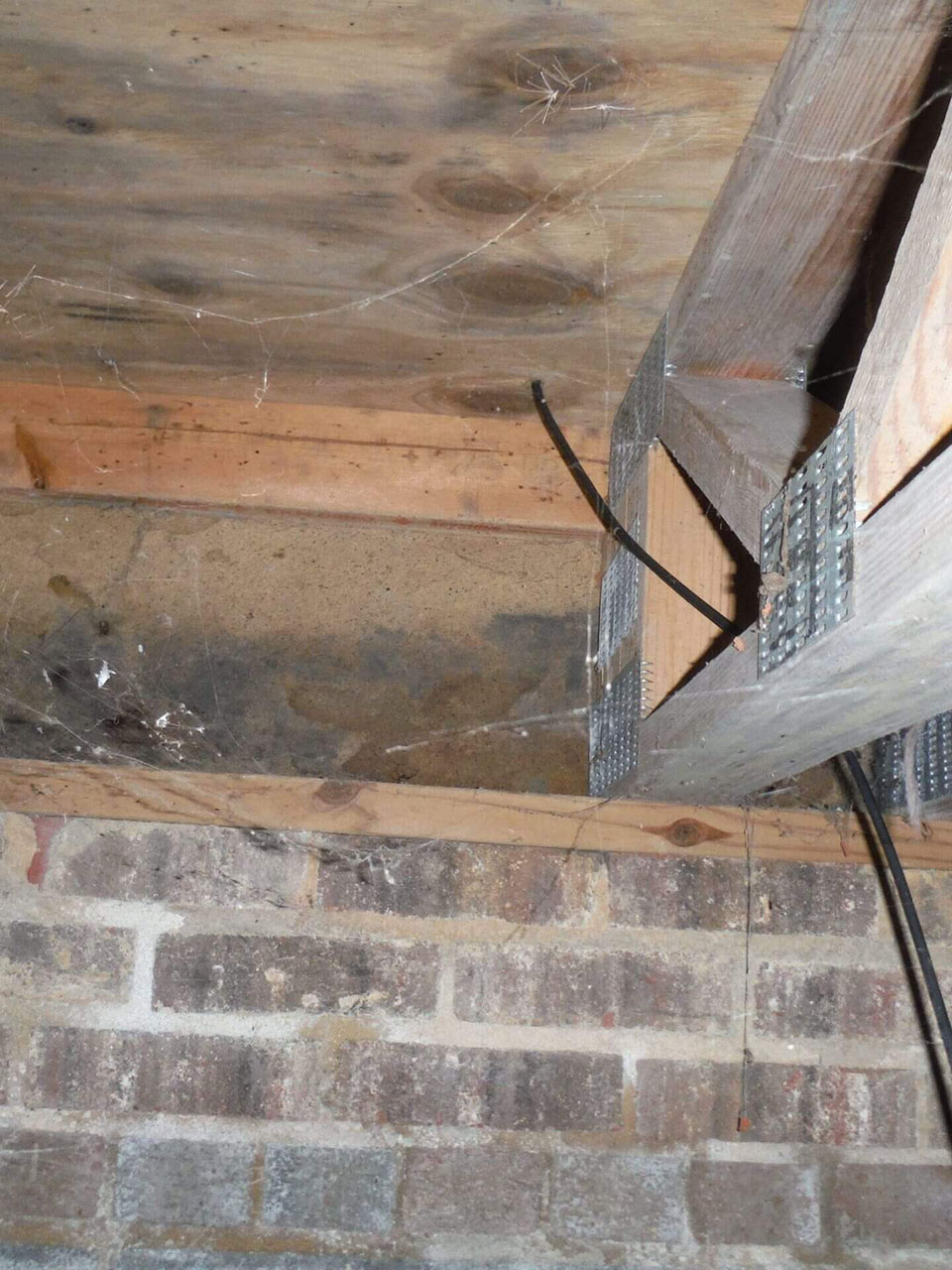 Crawl Space Encapsulation Landing Page - Anchored Walls